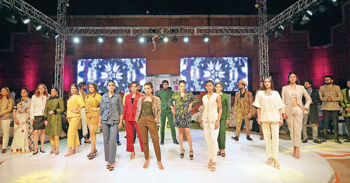 THE SIGNATURE FABRIC OF INDIA KHADI