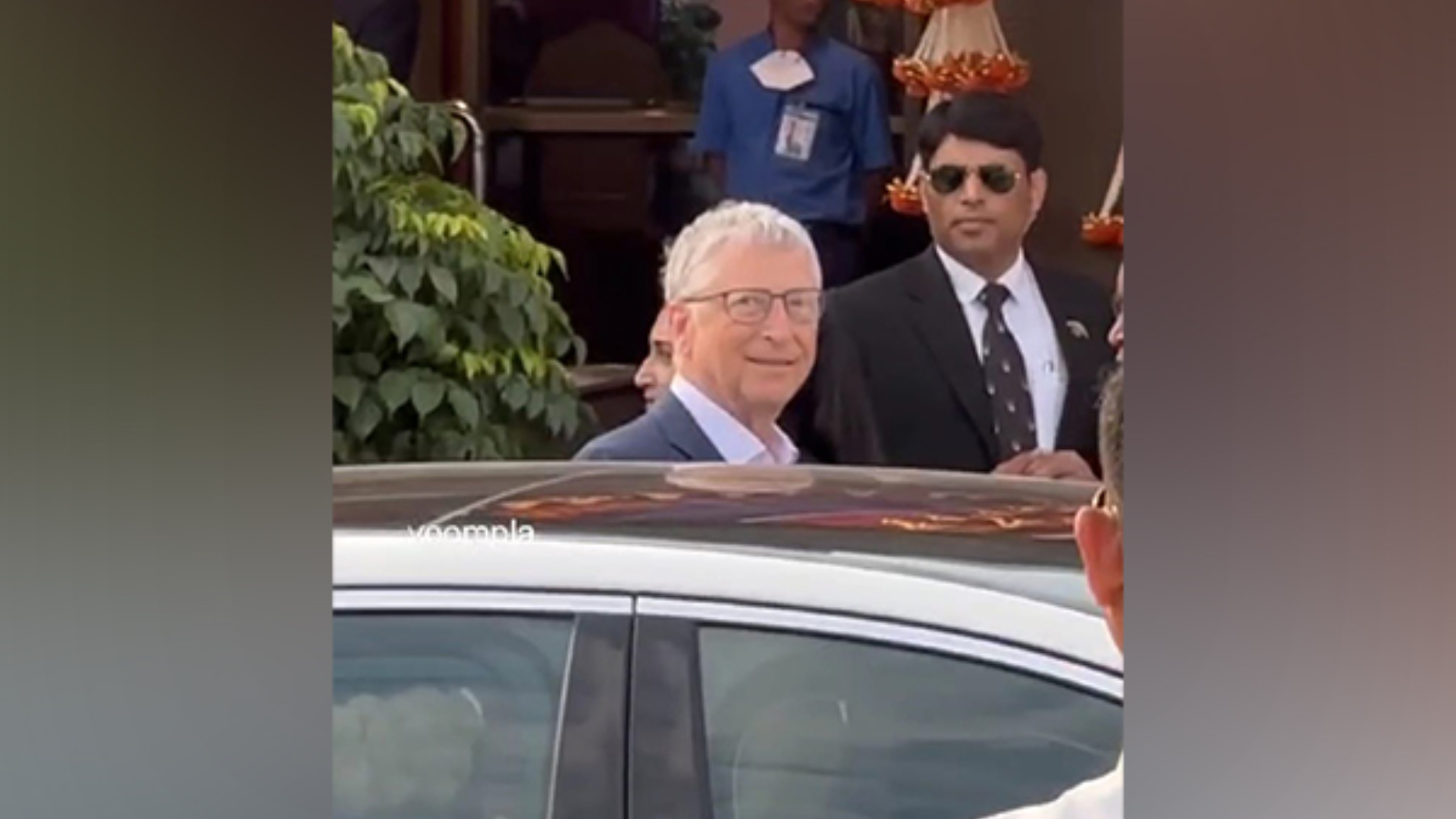 Microsoft co-founder Bill Gates reaches Jamnagar for Anant Ambani ...